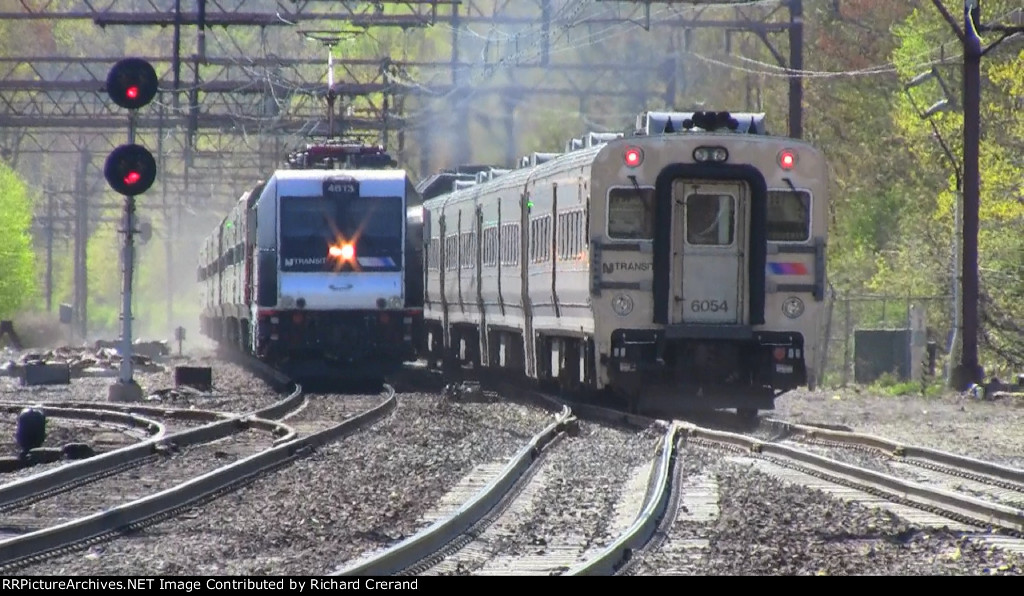 Train 6656 Meeting Train 1001